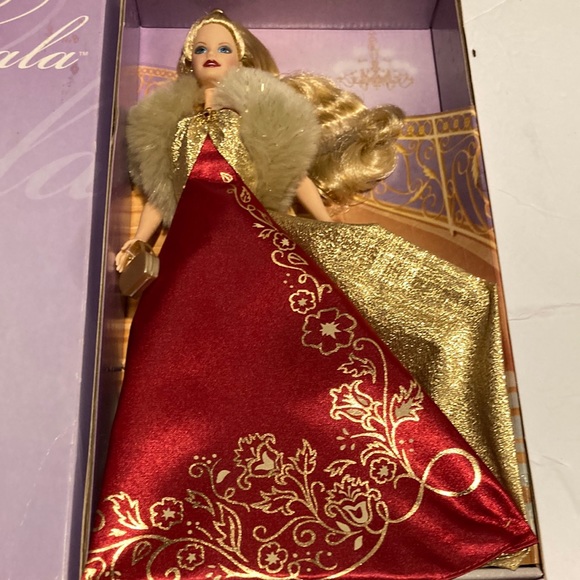 Barbie | Toys | Barbie Caucasian Glamorous Gala Avon Exclusive Model ...